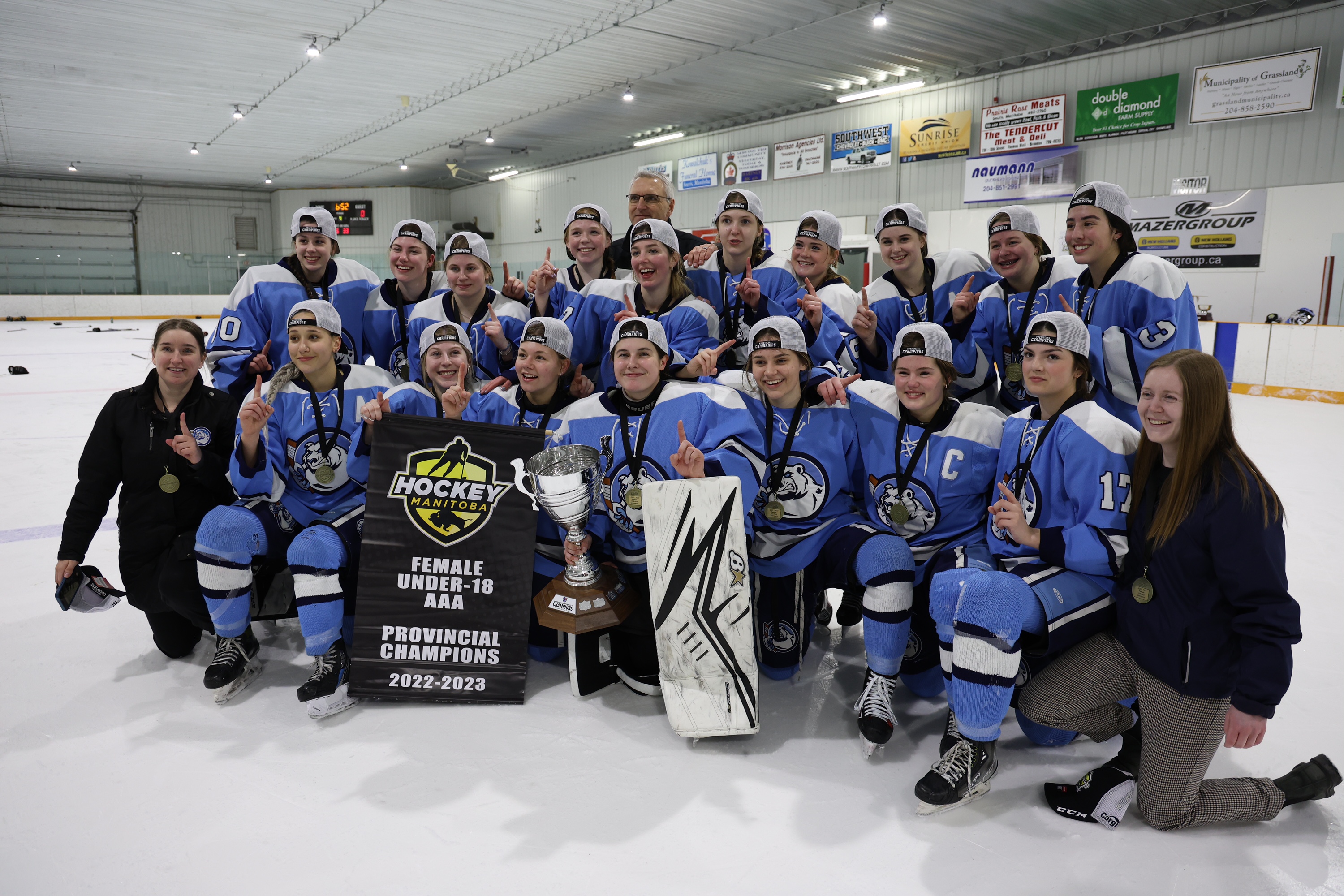 THE BEST ICE TEAM EVER? | GAME ON Hockey